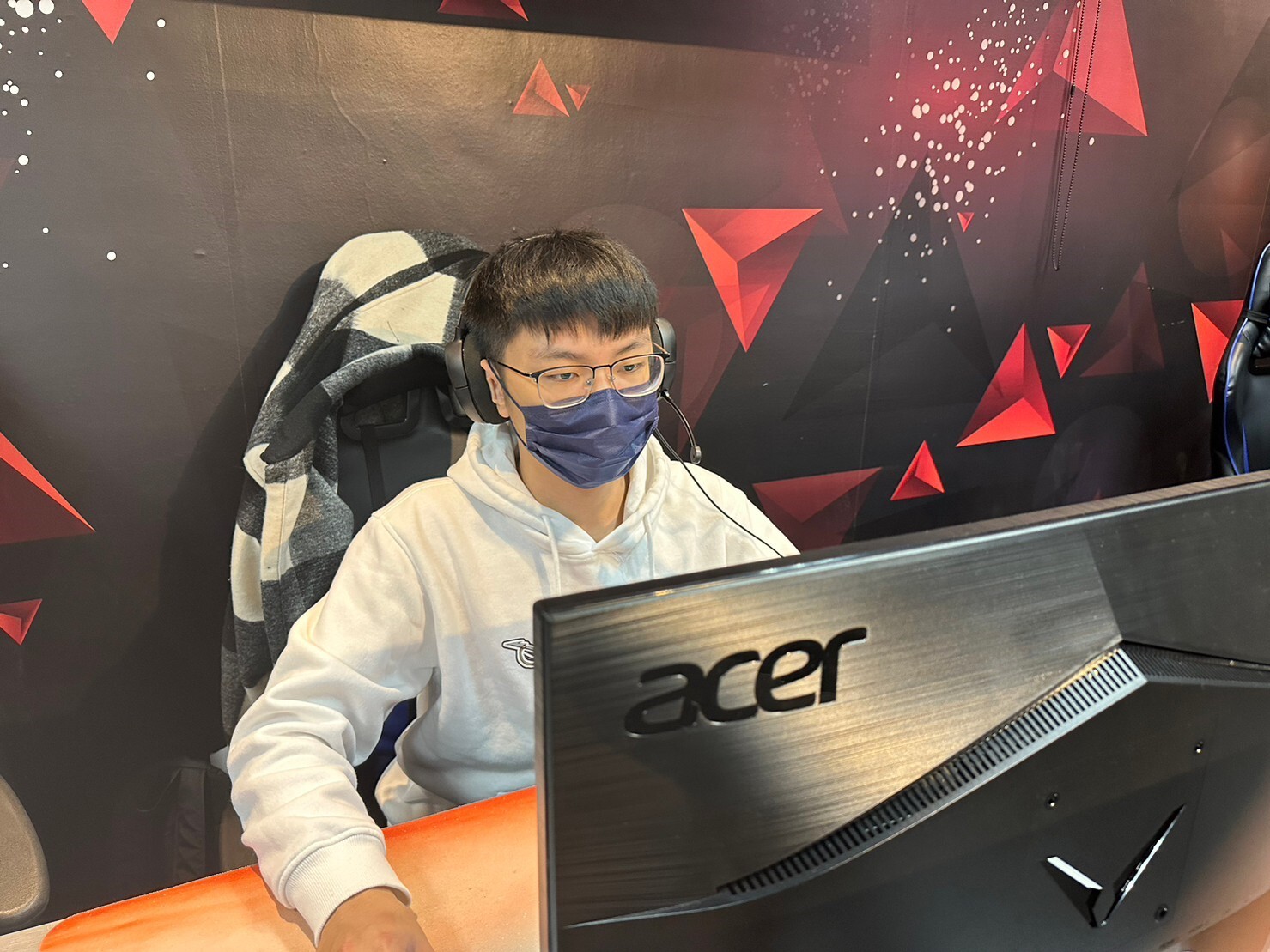 我們台北海大TUMT SHARK太棒了！一個沒有職業級選手的學校戰隊，連續兩年晉級四強的故事 - 台北海洋科技大學秘書室